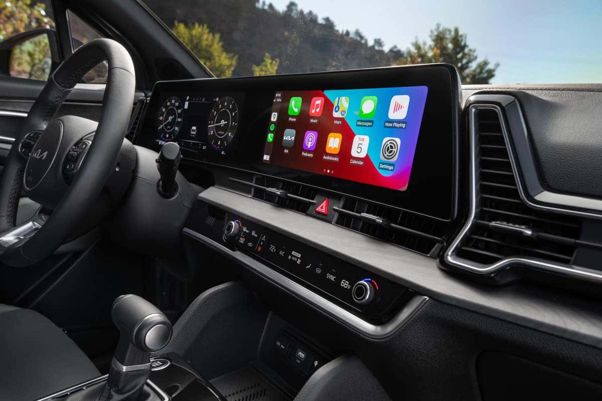 Explore Kia’s Infotainment and Technology | Battleground Kia