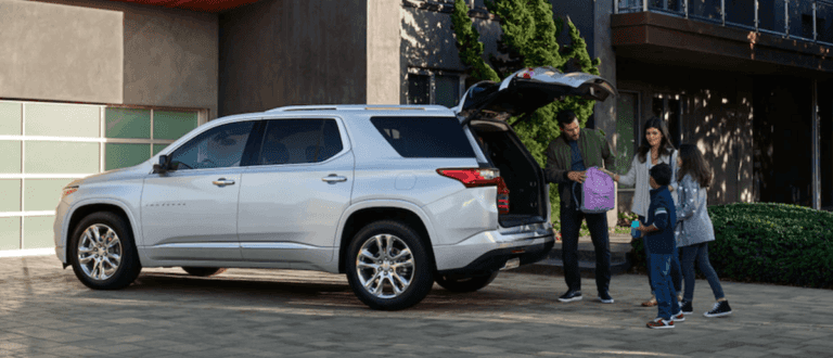 2021 Chevy Traverse Towing Capacity | Engine Specs, Payload | Cargo Space