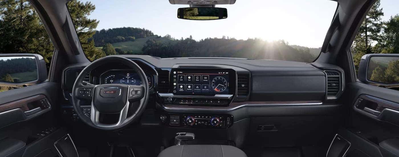 2023 GMC Sierra 1500 vs 2023 Nissan Titanr | Duluth Truck Dealer