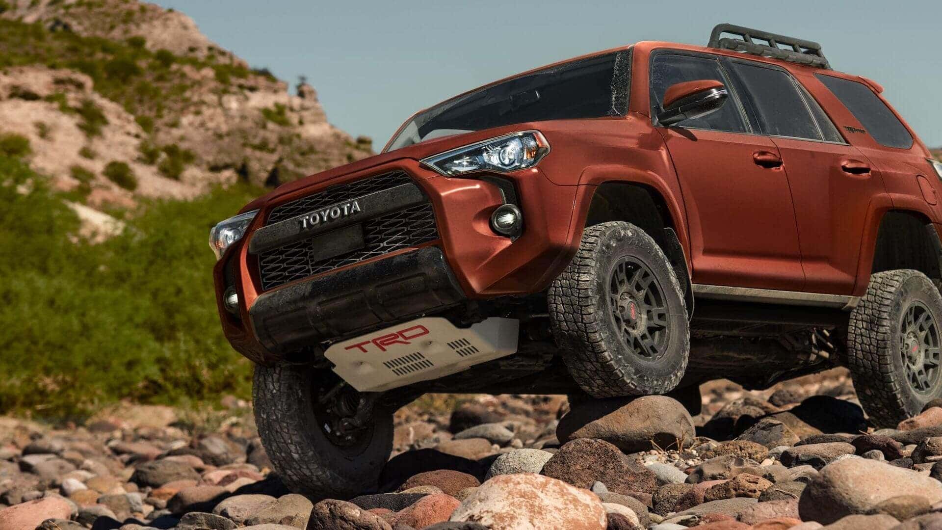 How to Lift a Toyota 4Runner | Toyota of North Charlotte