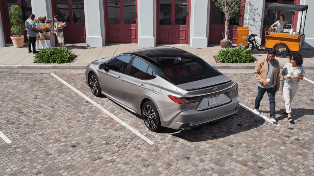 Toyota Camry LE vs XLE Ultimate Comparison | Toyota of North Charlotte