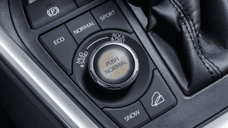 RAV4 LE vs XLE: The Ultimate Trims Compared | Toyota of North Charlotte
